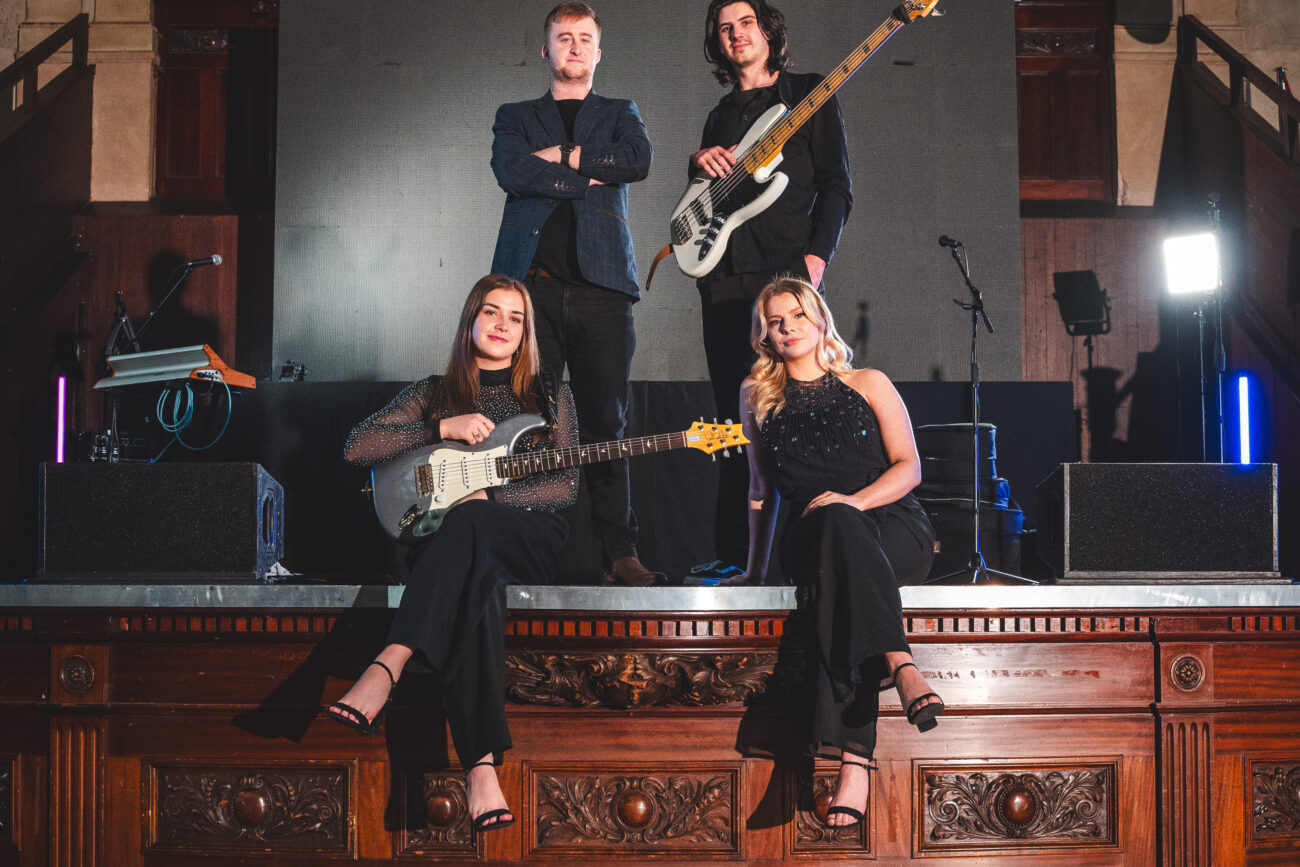 Powell & Rose: The Band - Apres Ski Bands